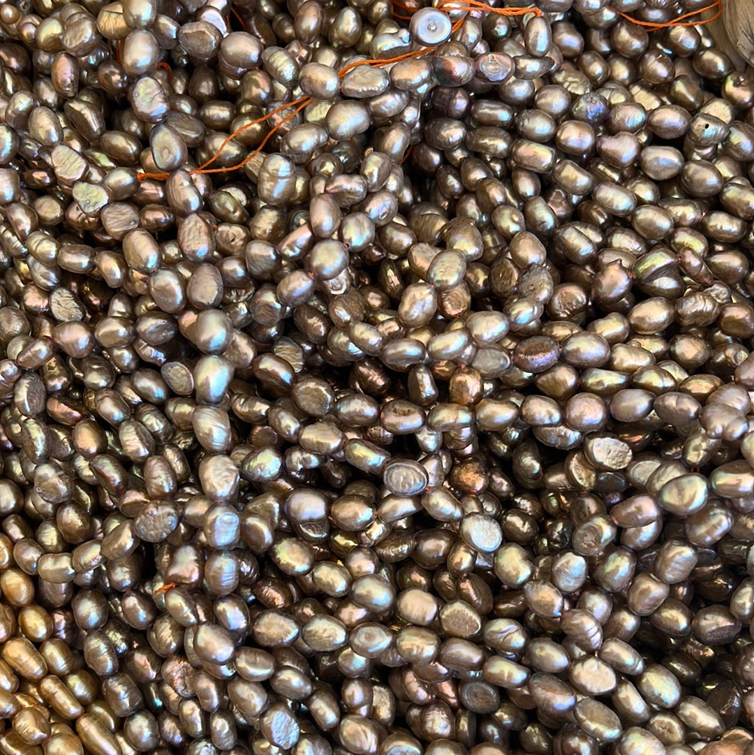 Bronze Potato Freshwater Pearl Strand, 8mm – Damaris Beads